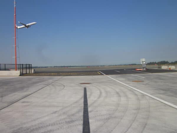 Trench Drains and Slotted Drains for Airports & Aircraft Hangars I USA ...
